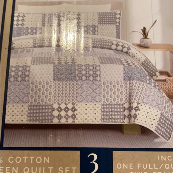 cloth & canopy | Bedding | Cloth Canopy Mixed Tile Queen Quilt Set ...